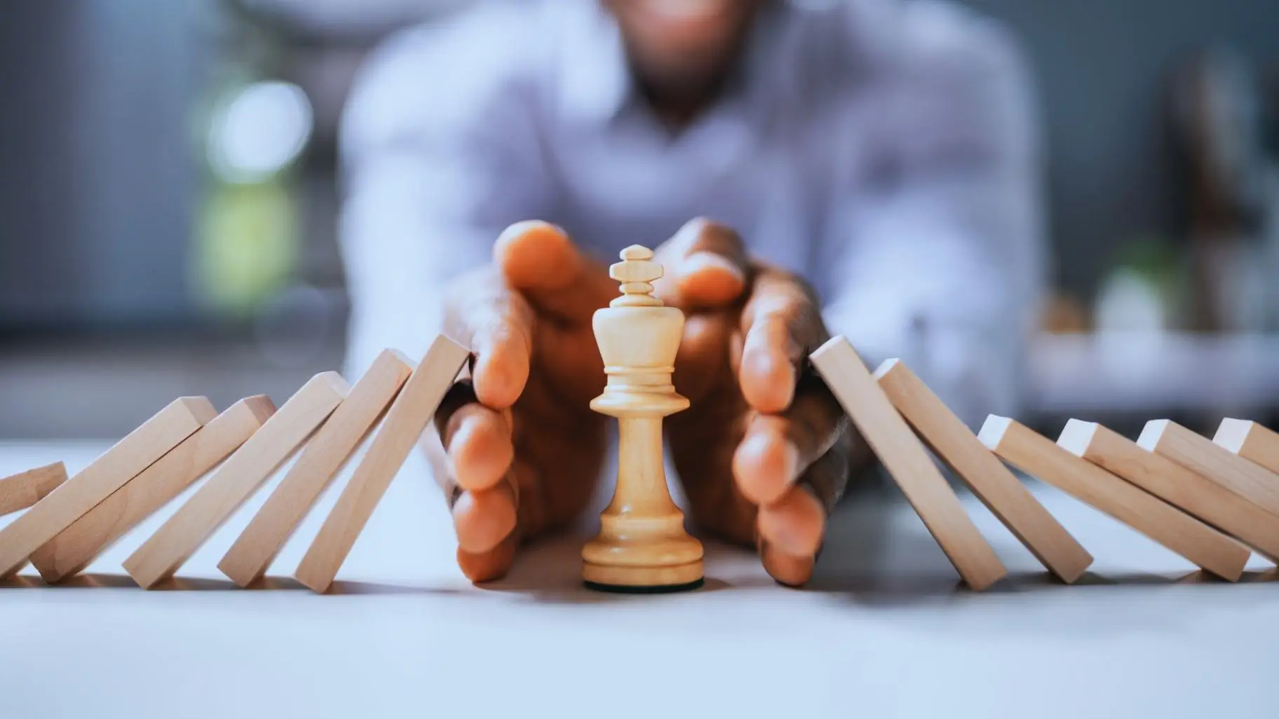 Overcome Project Risks: 5 Key Steps Explained